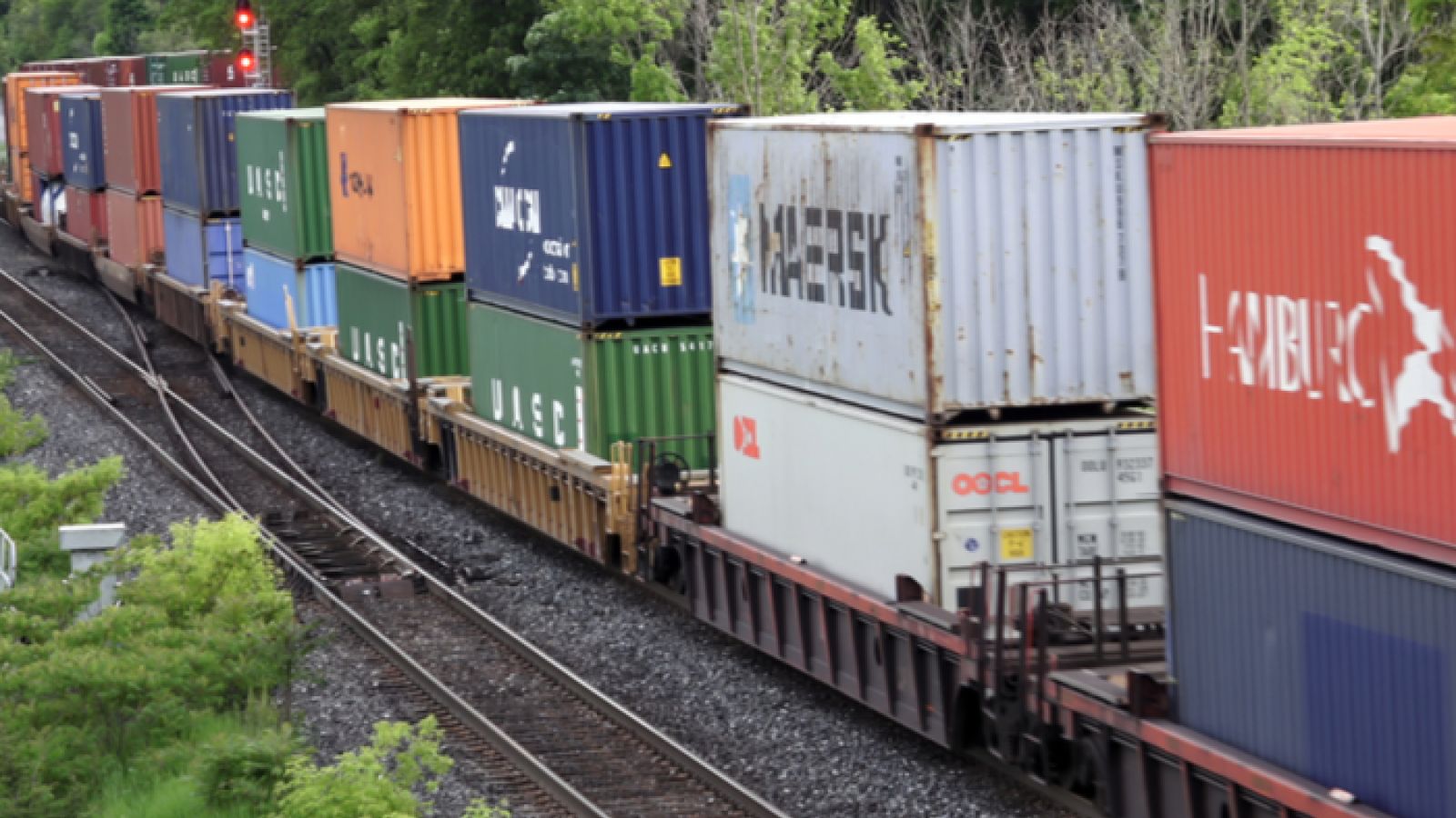 Canadas Transportation Ntario Crowds Gather In Ontario And New