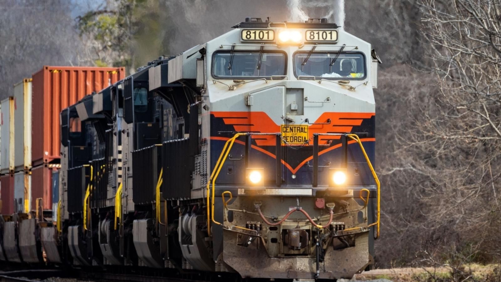 Norfolk Southern Railway New CEO Wants Norfolk To Move On After