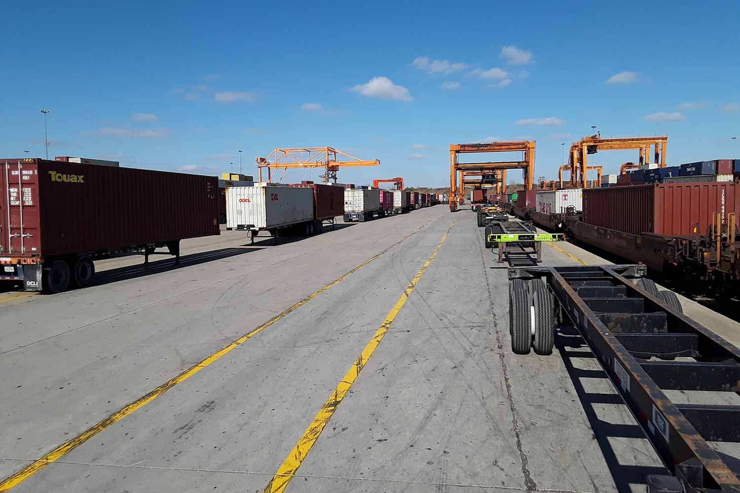 Chicago Intermodal Yards Metra Plans For New Railcars, Locomotives In