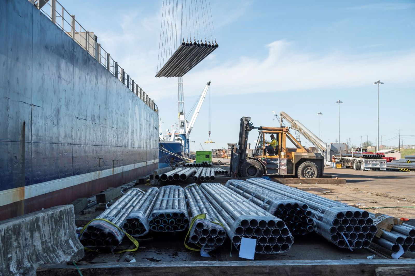 Global shippers’ alliance to launch pioneering e-fuel ocean tender ...