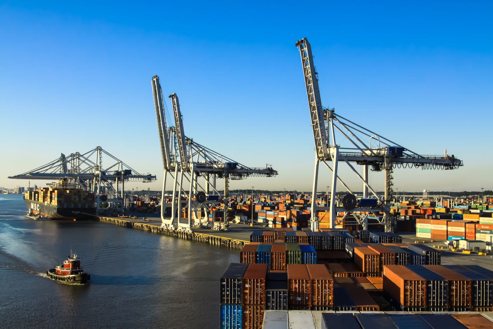 APM to spend $500 million to enhance cargo handling at Elizabeth ...