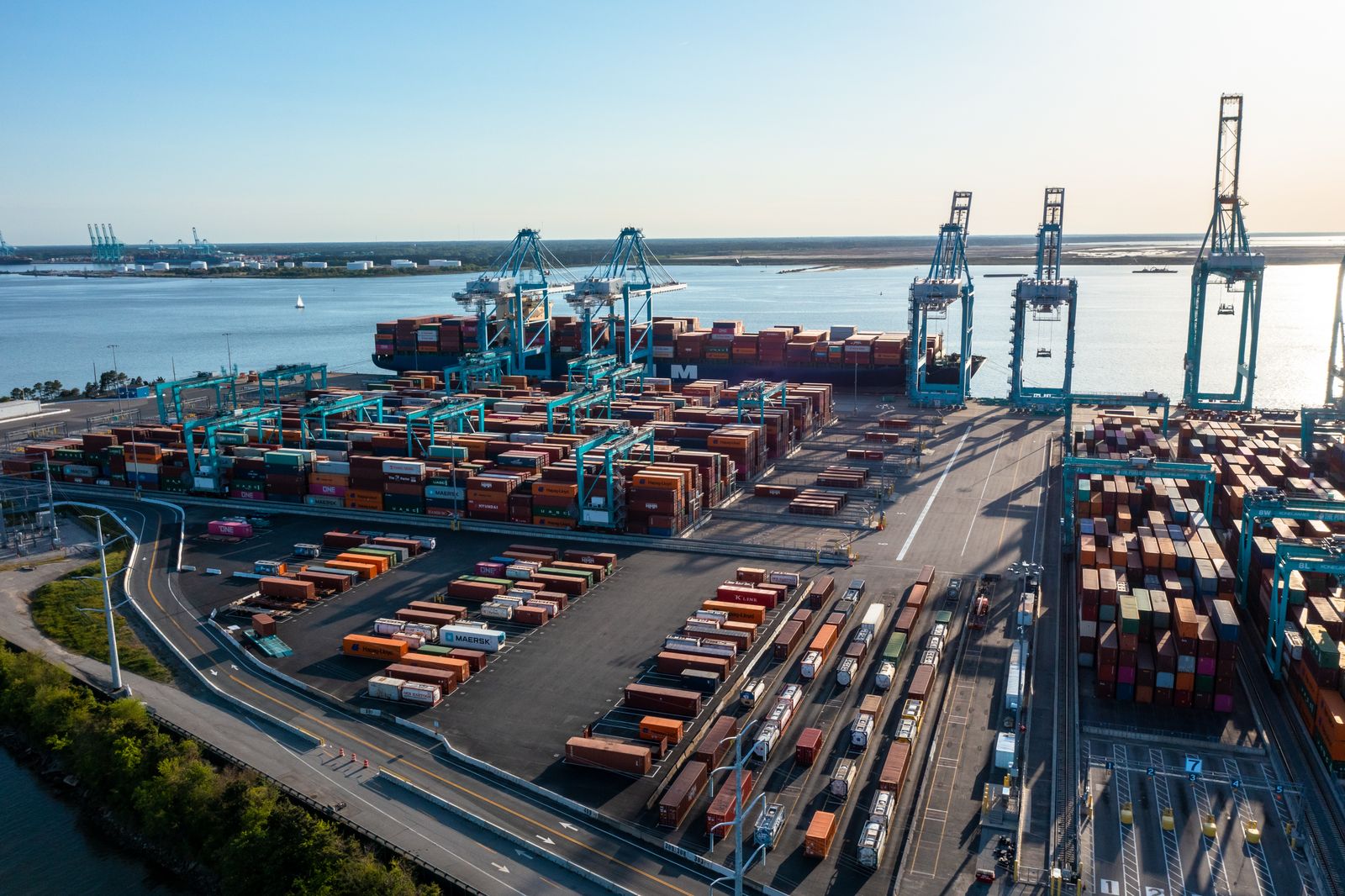 Port of Oakland approves Everport lease change to spur terminal ...