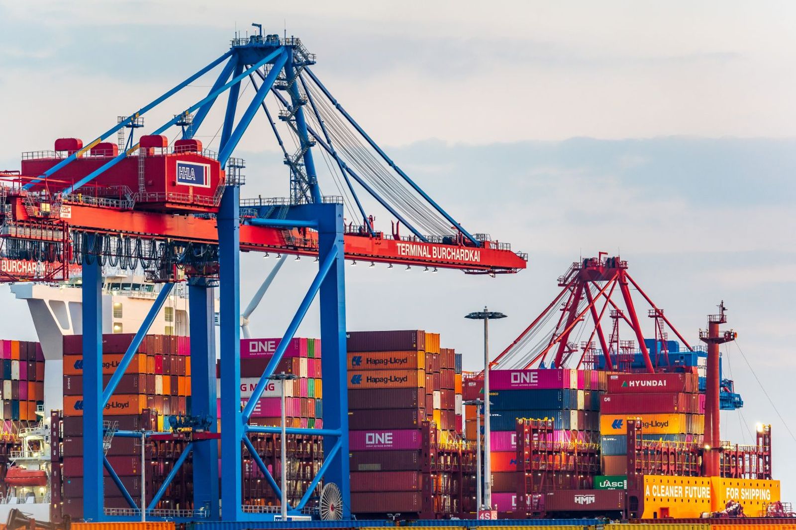 Long Beach ITS terminal upgrade to boost capacity by about 50% ...