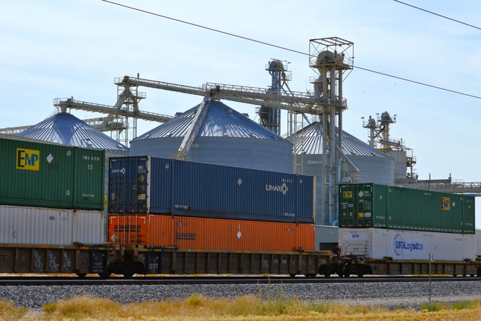 UP CEO says NS merger filing with US regulators to be delayed two weeks ...