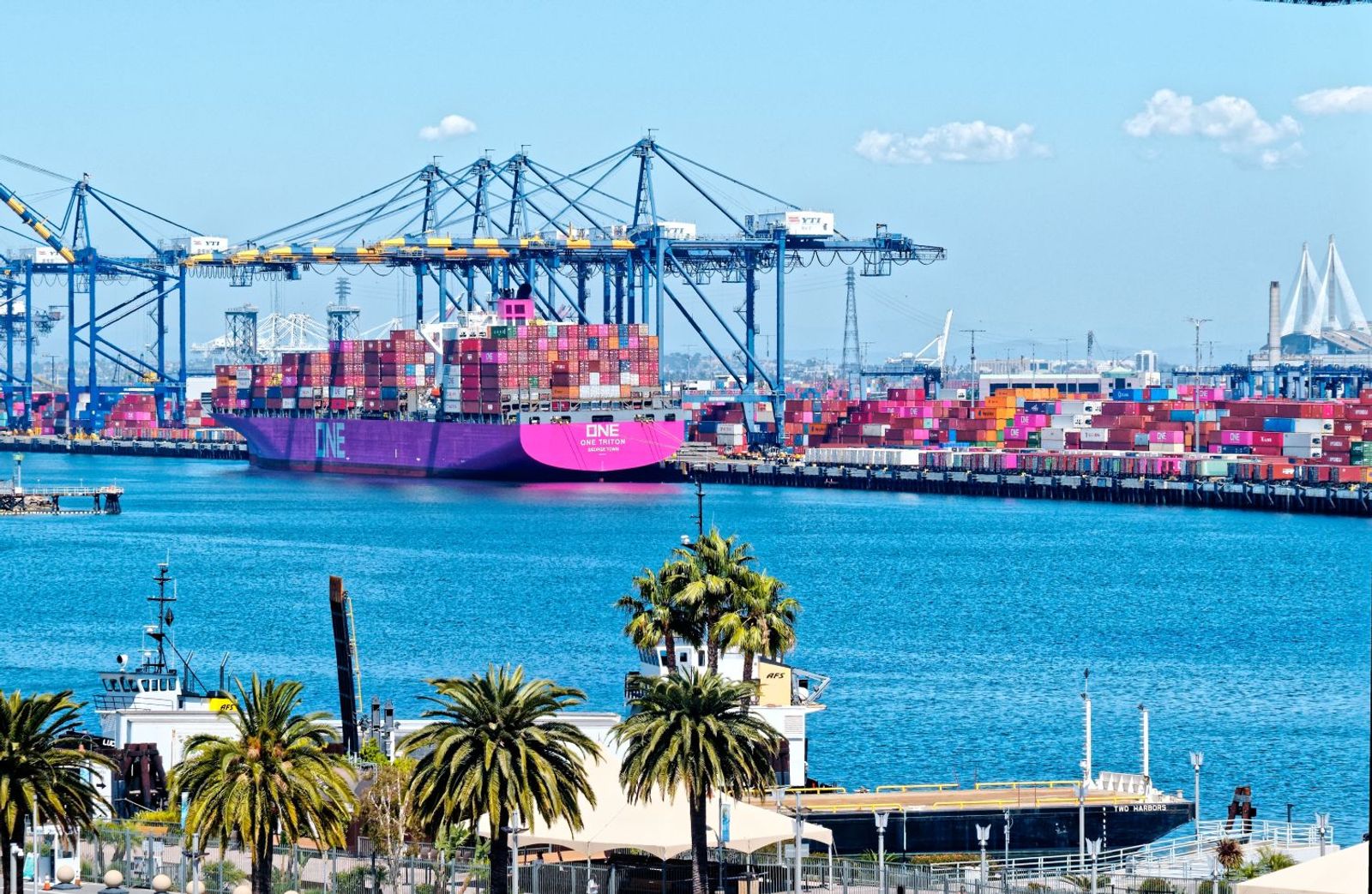 APM to spend $500 million to enhance cargo handling at Elizabeth ...